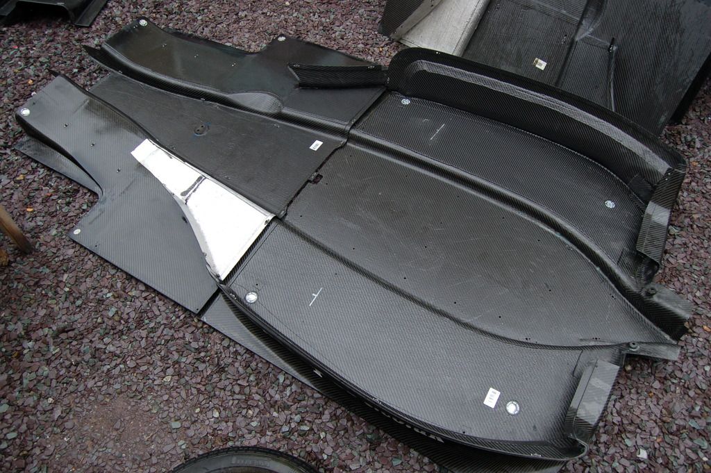 Universal Carbon Fibre Rear Diffusers ex Formula Renault | Driftworks Forum
