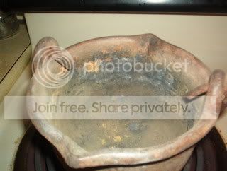 How to clean and old plumbers pot