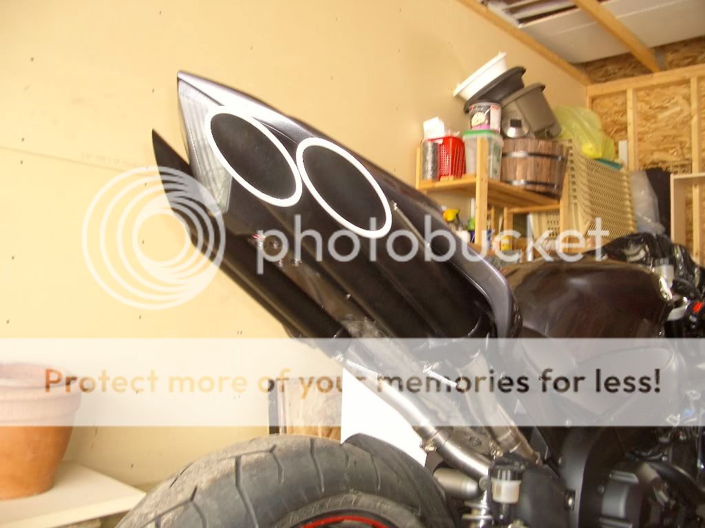 New Custom Exhaust | Yamaha R1 Forum: YZF-R1 Forums