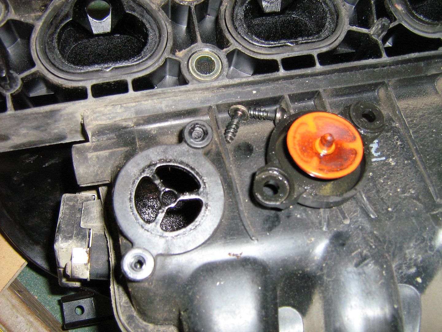 >>>Anyone here ever hear of a PVC short-runner intake? Saw one, but no ...